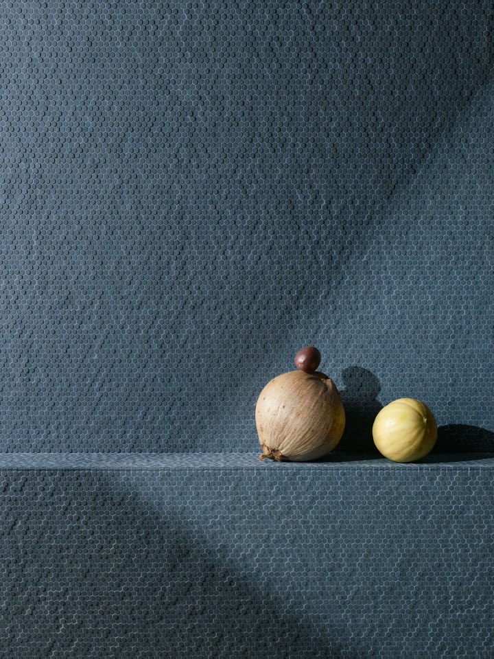 Phenomenon tiles collection designed by Tokujin Yoshioka for Mutina