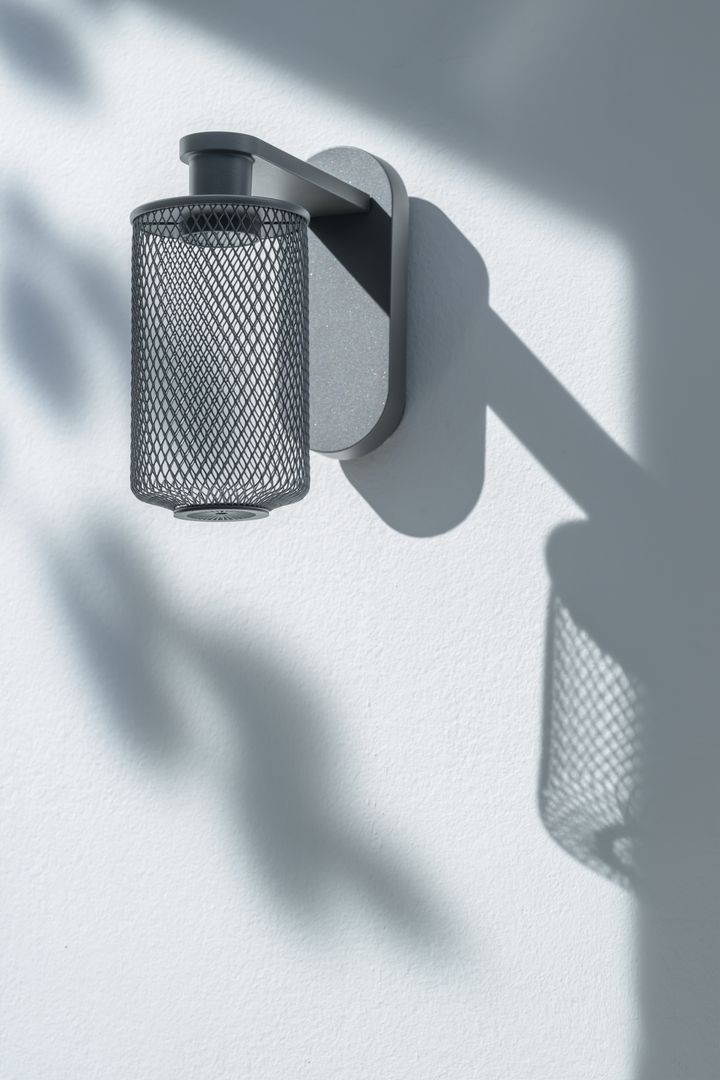 At Euroluce 2025 the new collection of Platek outdoor lamps