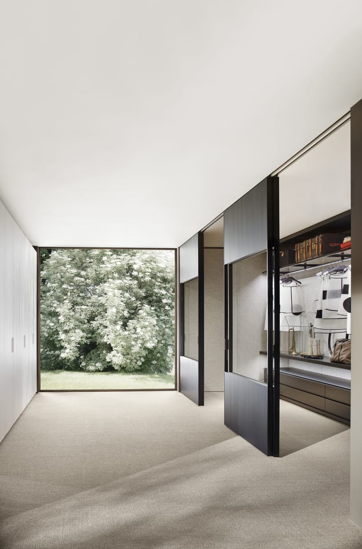 New finishes for Porro's iconic Storage wardrobe and walk-in closet system