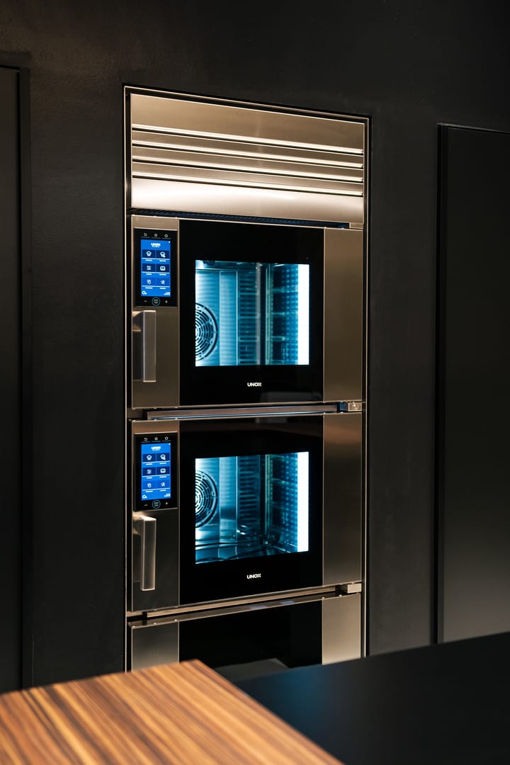 Unox Casa professional ovens on display in Milan