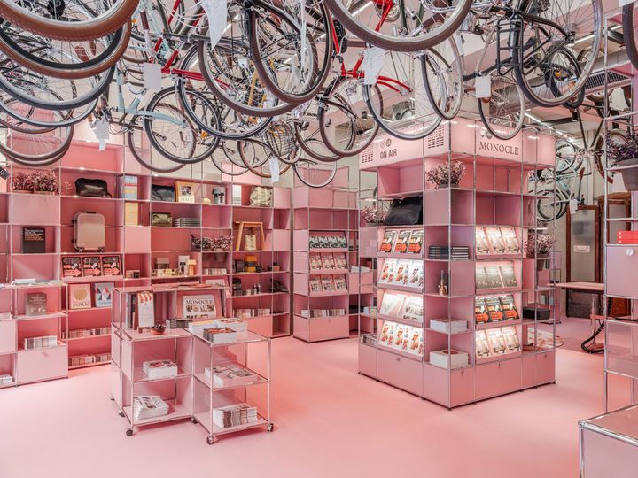 Installation True Pink von USM Haller: Limited Edition auf Milano ...
