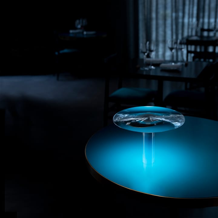 Vis à Vis, the new Davide Groppi rechargeable table lamp