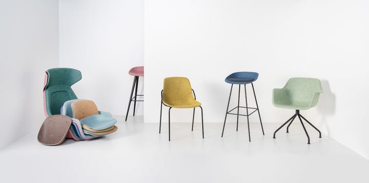 Vepa mit Büromöbeln aus recycelten und pflanzlichen Materialien