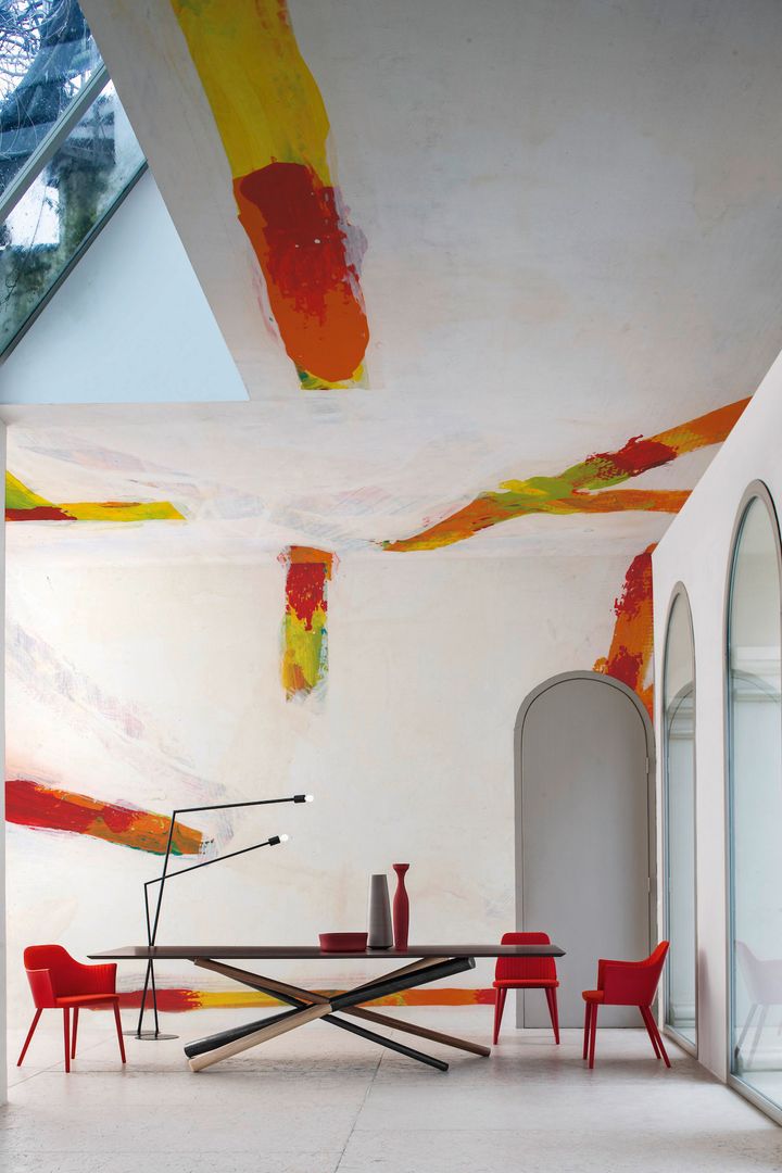 The SpaghettiWall wallpapers for the dining area