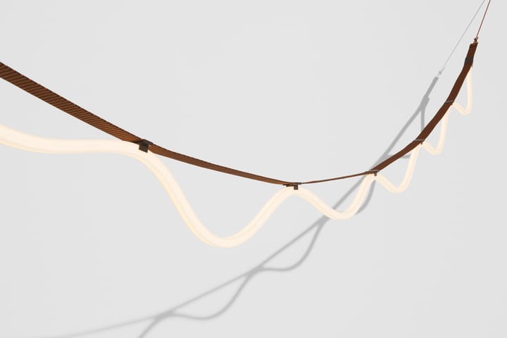 Petite Friute and Derek Derken release the innovative SPLINE lighting