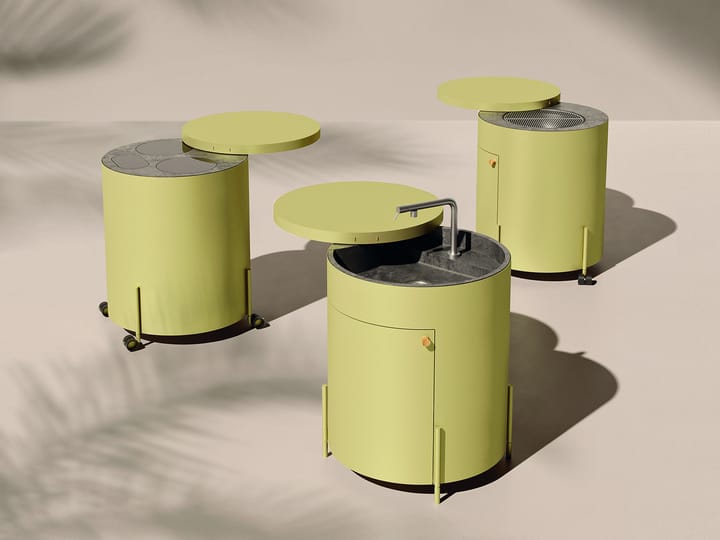 Phil, the first Ethimo outdoor kitchen designed by Gordon Guillaumier
