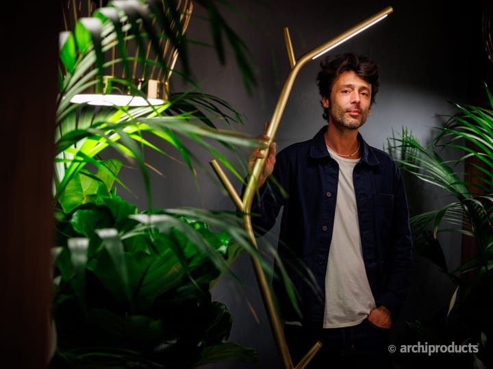 Aira, the floor lamp designed by Marcantonio for Horm