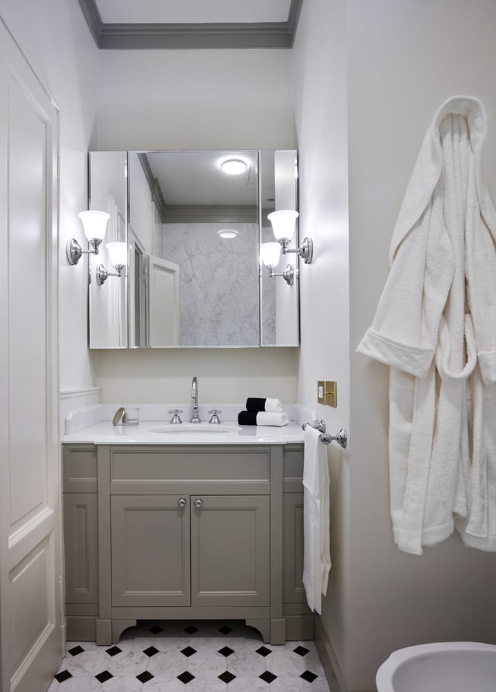 Designerwohnung in Mailand ist mit Badlösungen von Devon & Devon ...