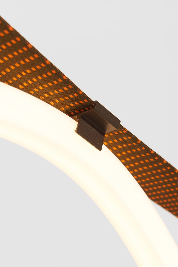 Petite Friute and Derek Derken release the innovative SPLINE lighting