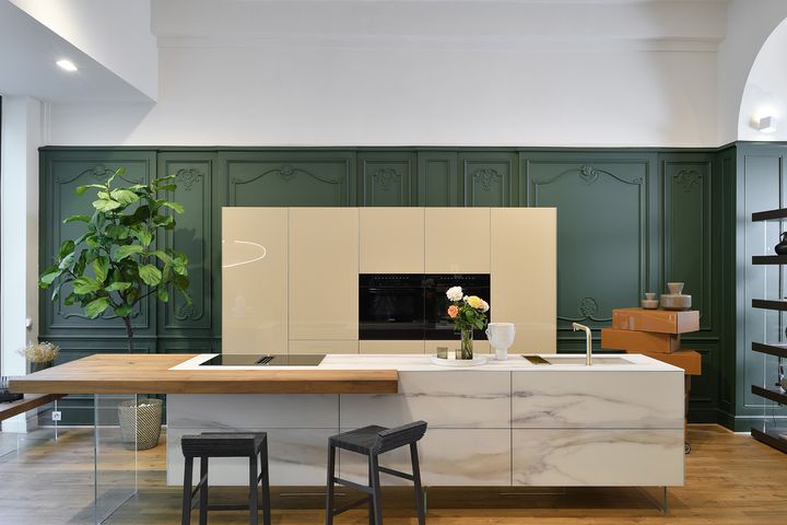 Lago opens its new showroom in Lyon