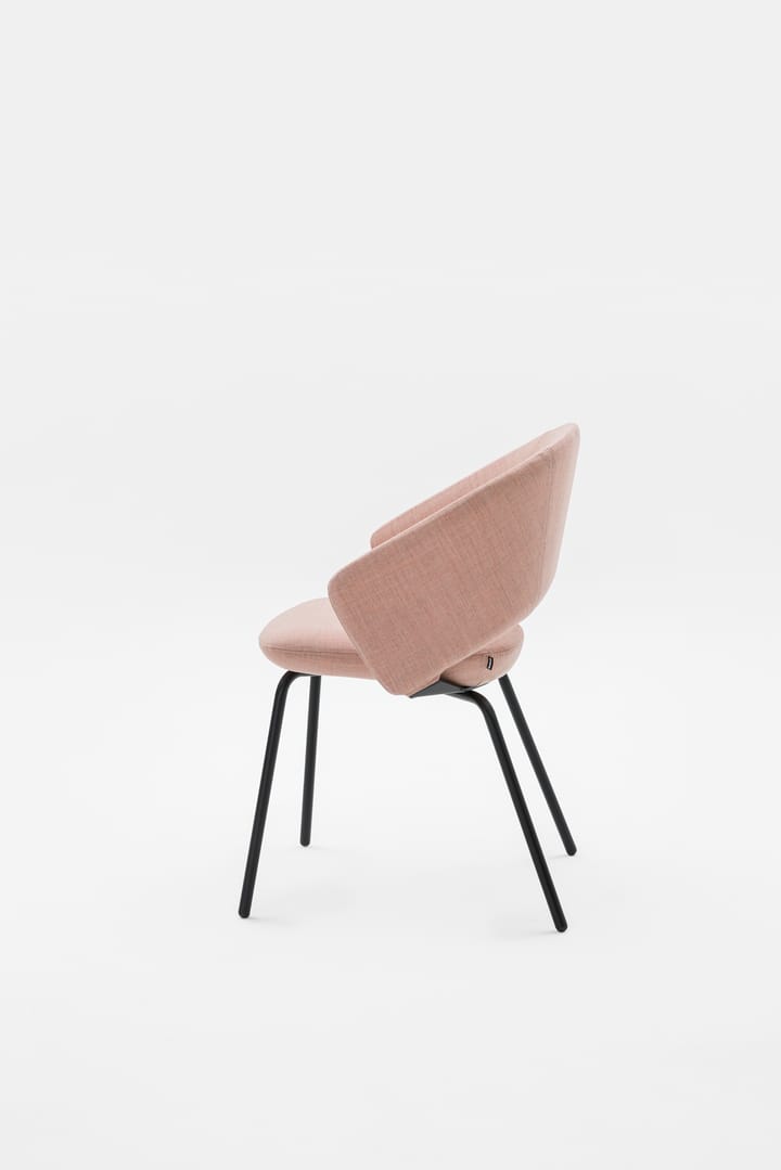 Marcello Ziliani signs the Icon chairs by Mara for domestic and ...