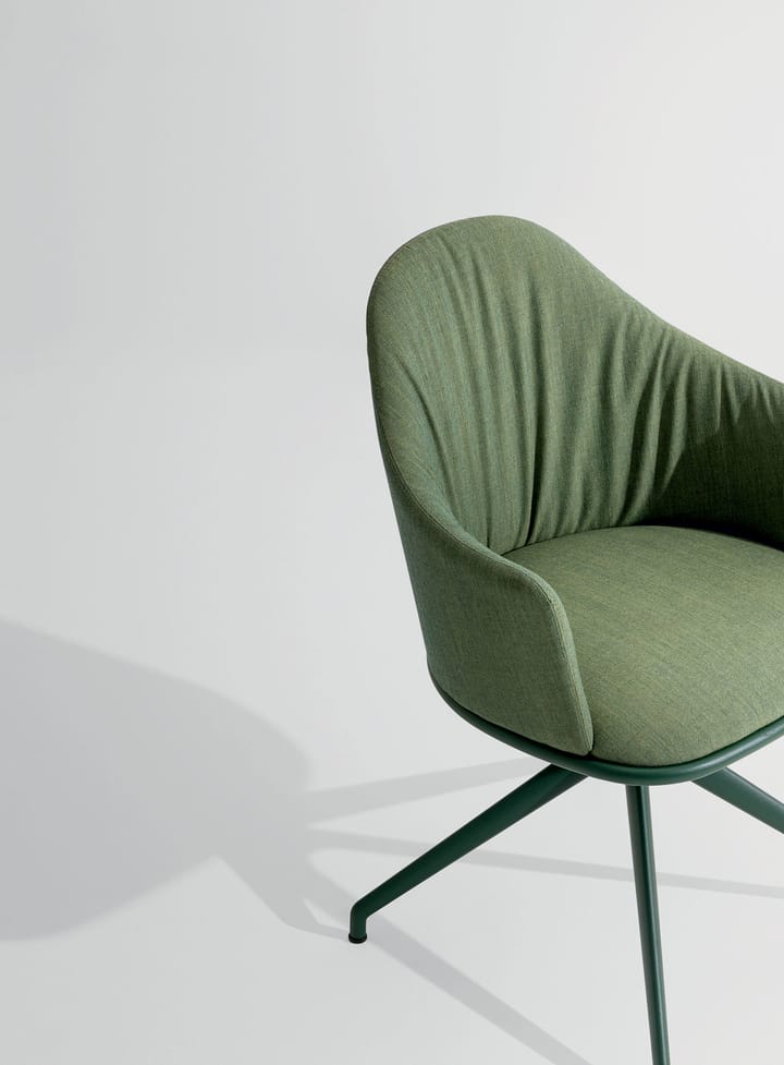 La collezione di sedie Midj in versione Deluxe