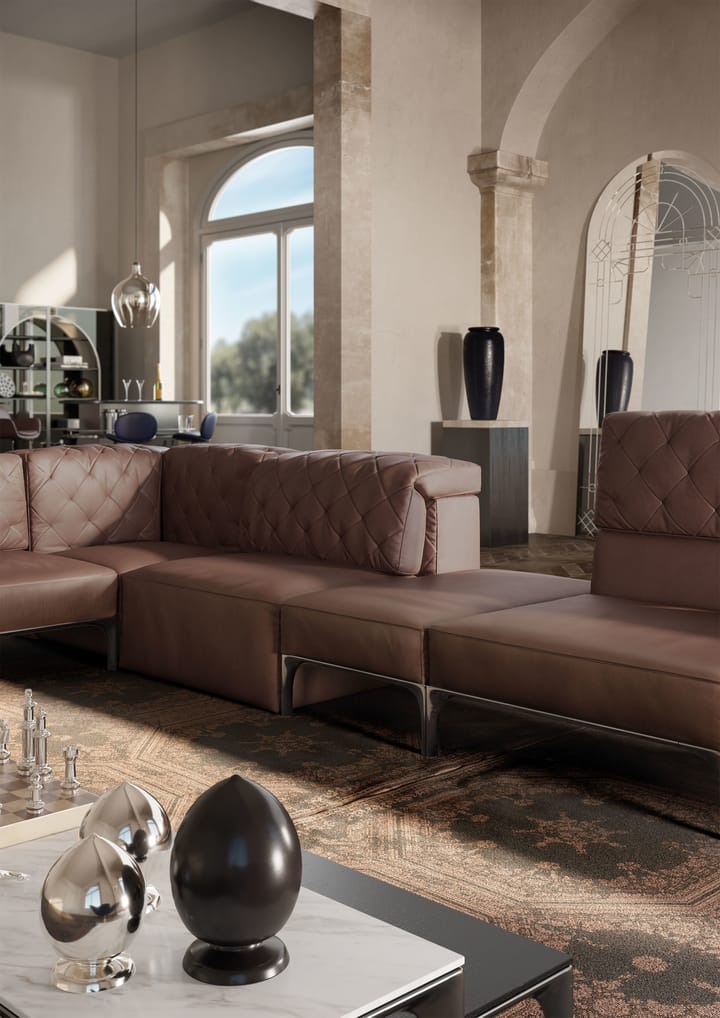 Reclining and sustainable Natuzzi Italia armchairs and sofas