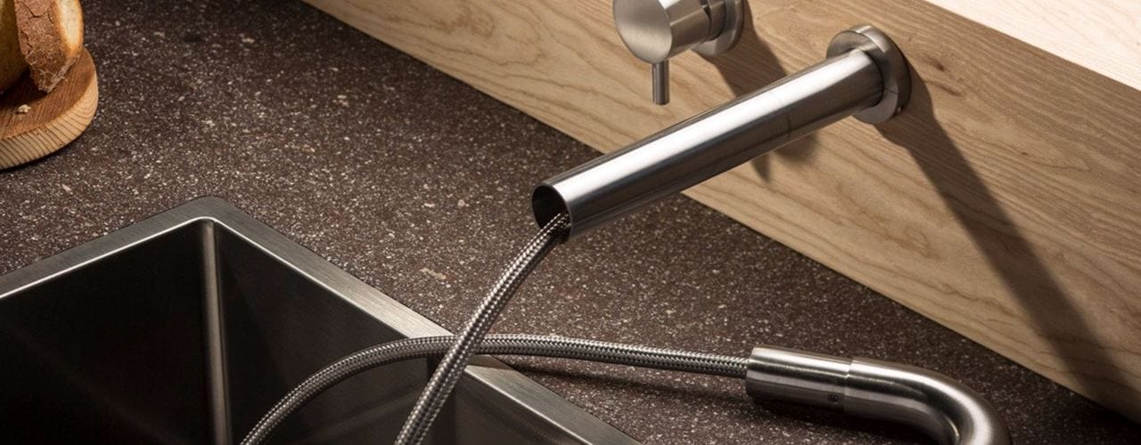 Synth, harmonizing water