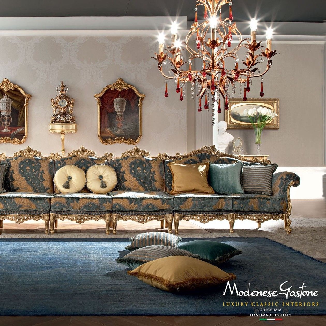 12402 | 7 seater sofa By Modenese Gastone