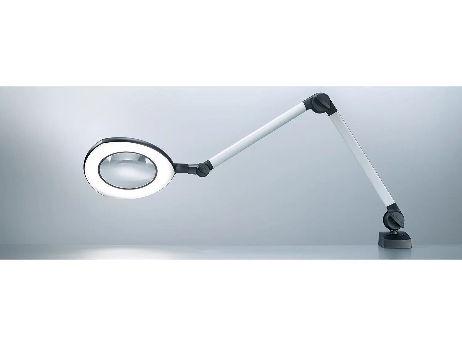 TEVISIO Table lamp By Waldmann
