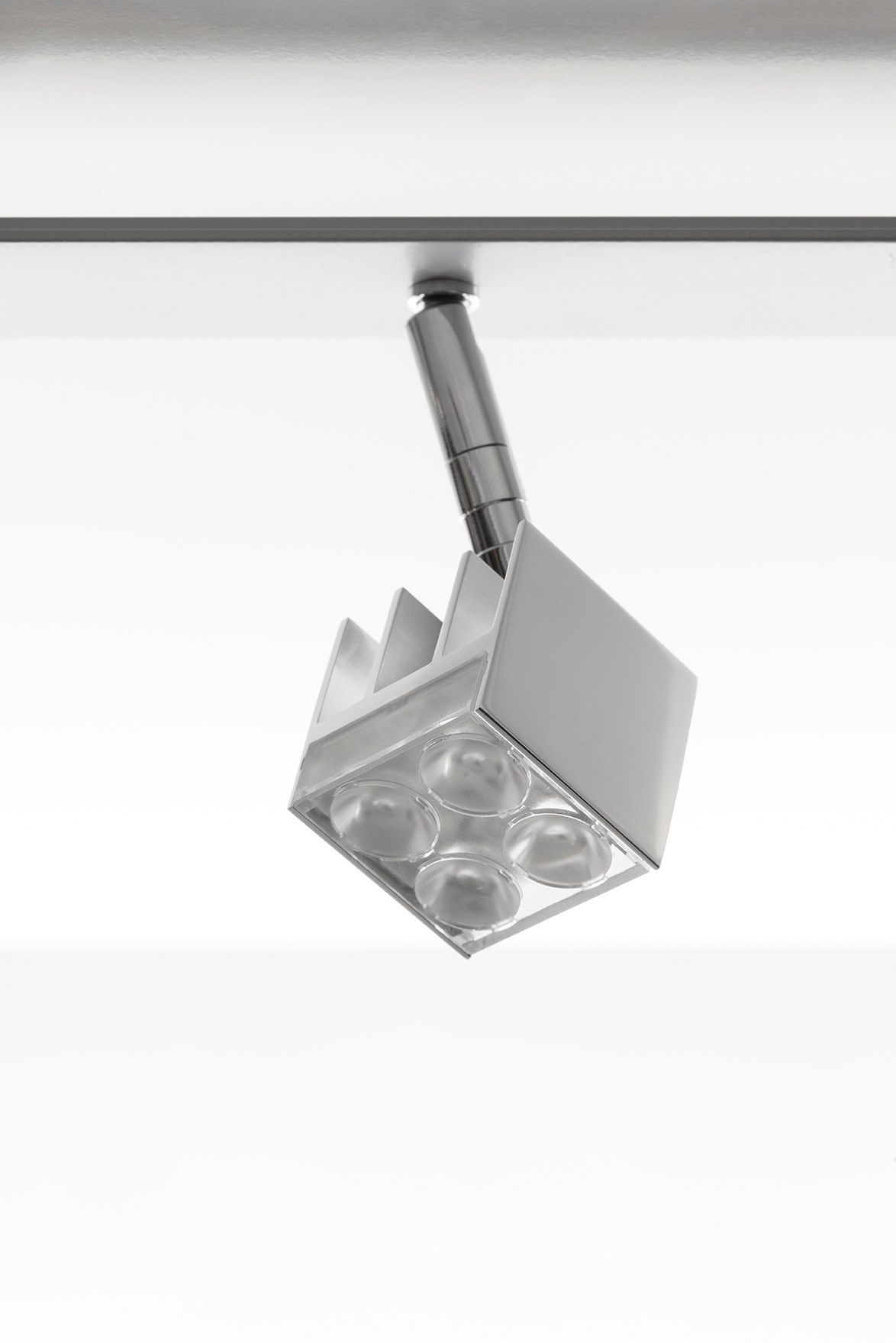 Adjustable ceiling aluminium spotlight 37 CUBE By Artemide