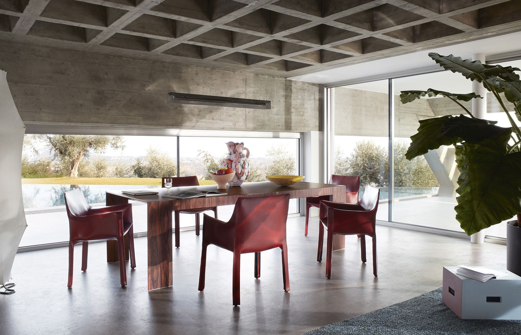 413 CAB easy chair By Cassina design Mario Bellini