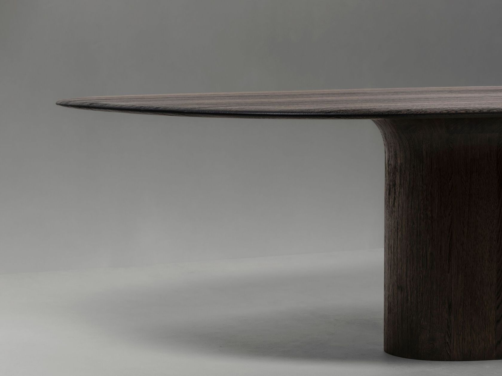 ANVIL Table By Van Rossum