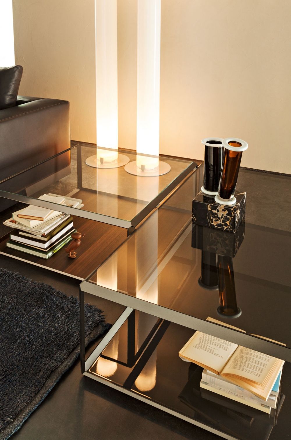 45° | Coffee table By Molteni & C. design Ron Gilad