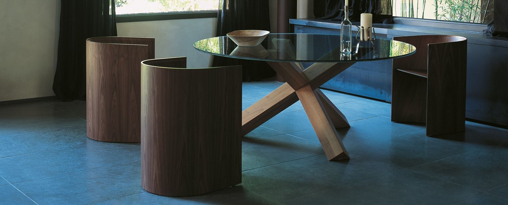 452 LA ROTONDA Table By Cassina | design Mario Bellini
