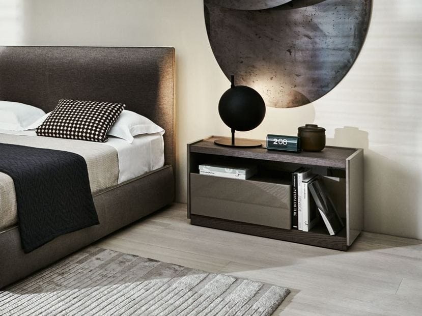 5050 | Lacquered bedside table By Molteni & C. design Rodolfo Dordoni