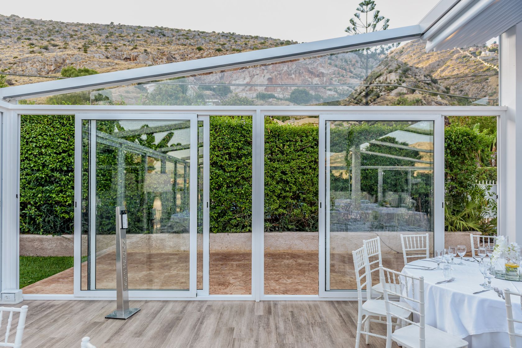 Pérgola de aluminio con toldo corredero A2 COMPACT By KE Outdoor Design