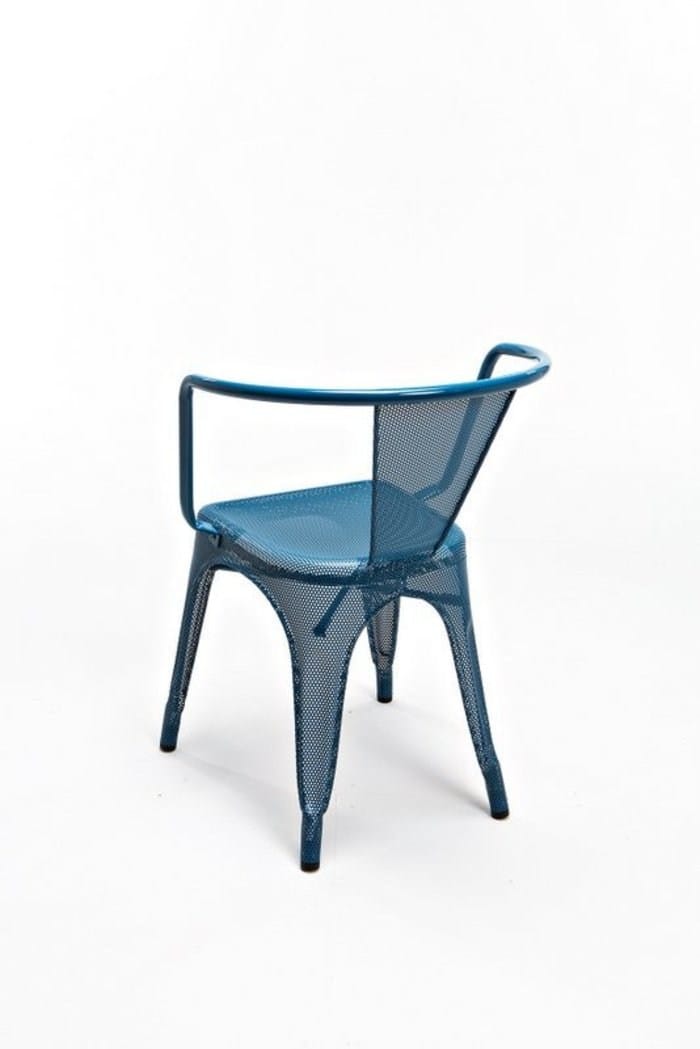 A97 | Wire mesh chair By Tolix design Chantal Andriot