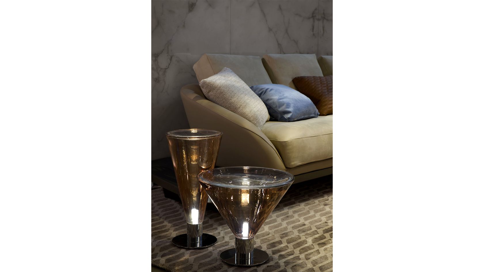 ACCADEMIA LED Murano glass table lamp By Reflex | design Tulczinsky
