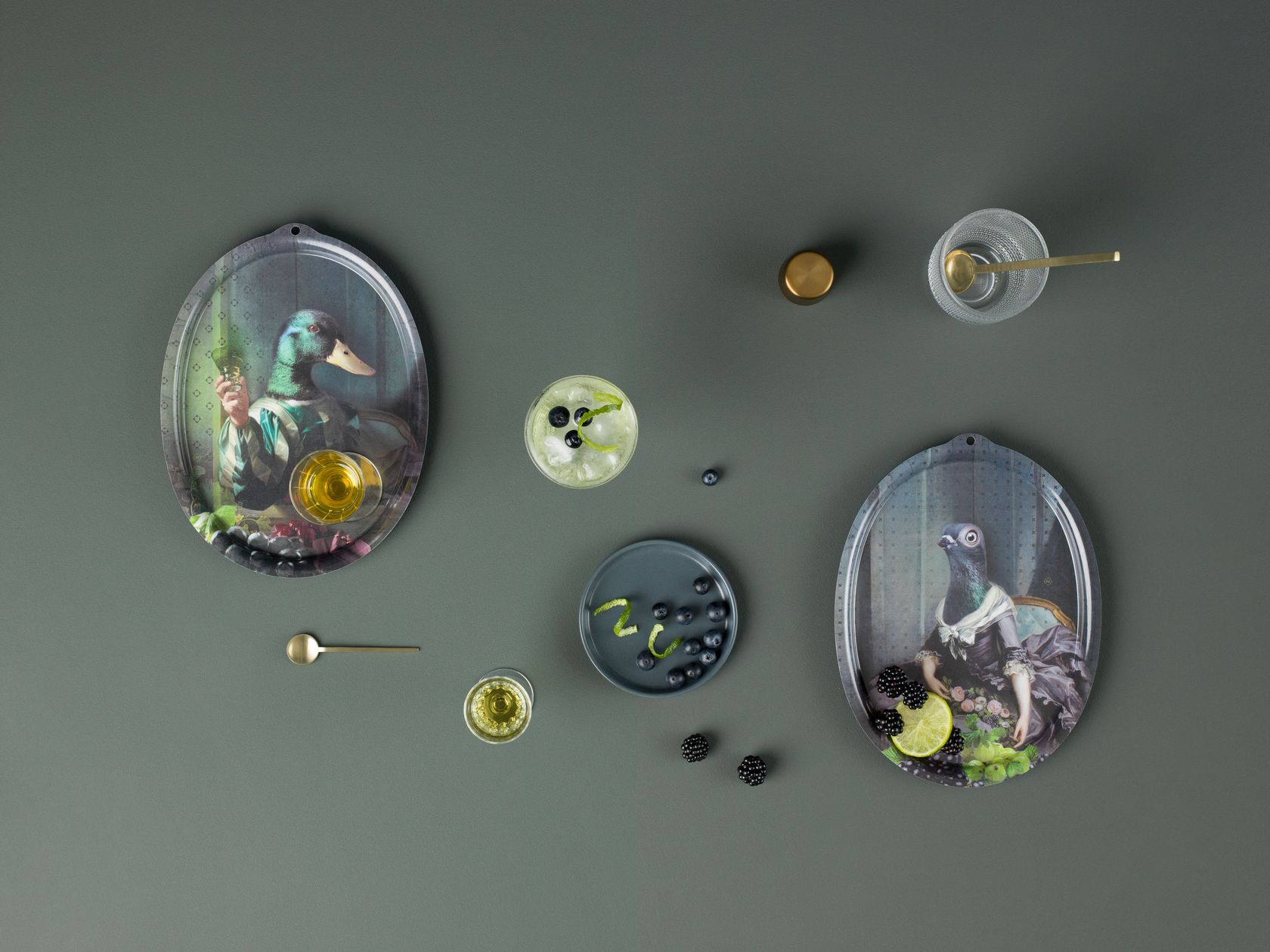 HPL tray / wall decor item ACHILLE Galerie de Portraits Collection By ...