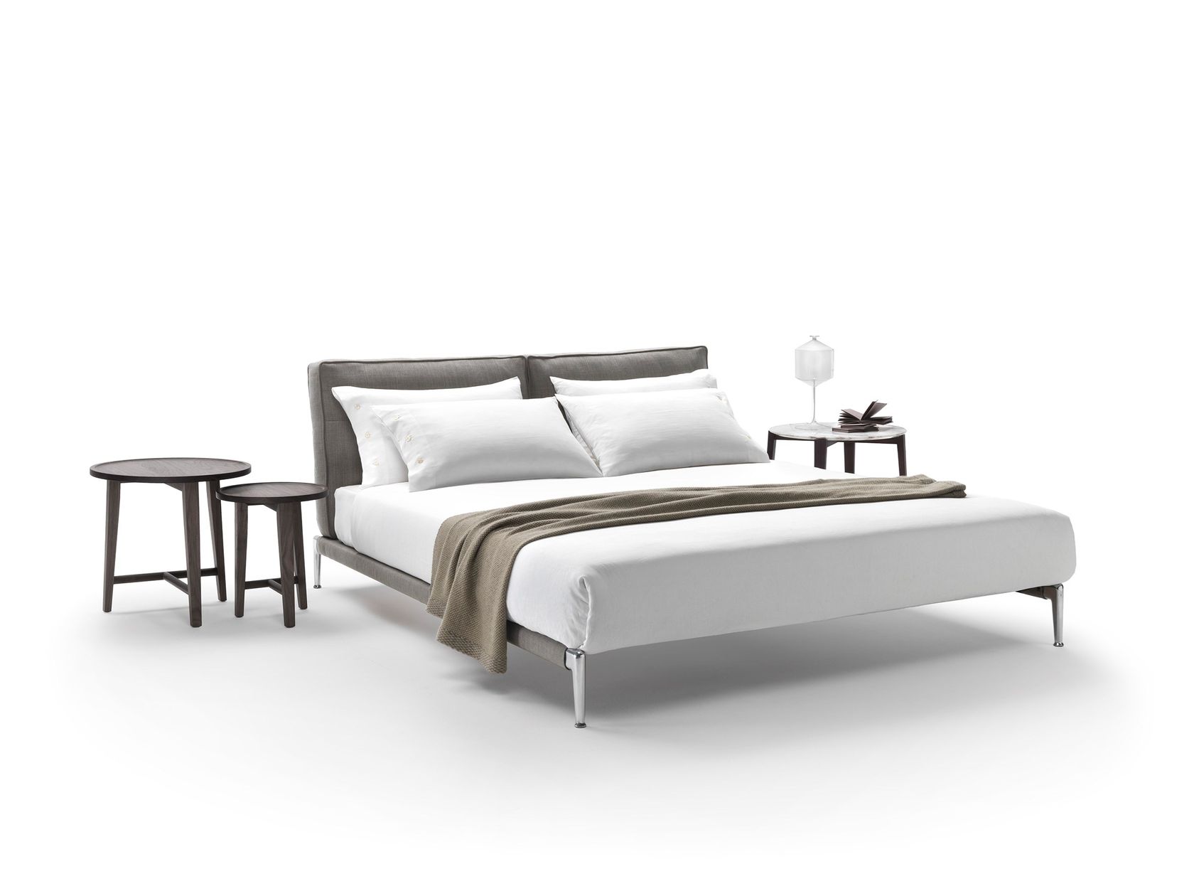 ADDA | Bed By Flexform design Antonio Citterio