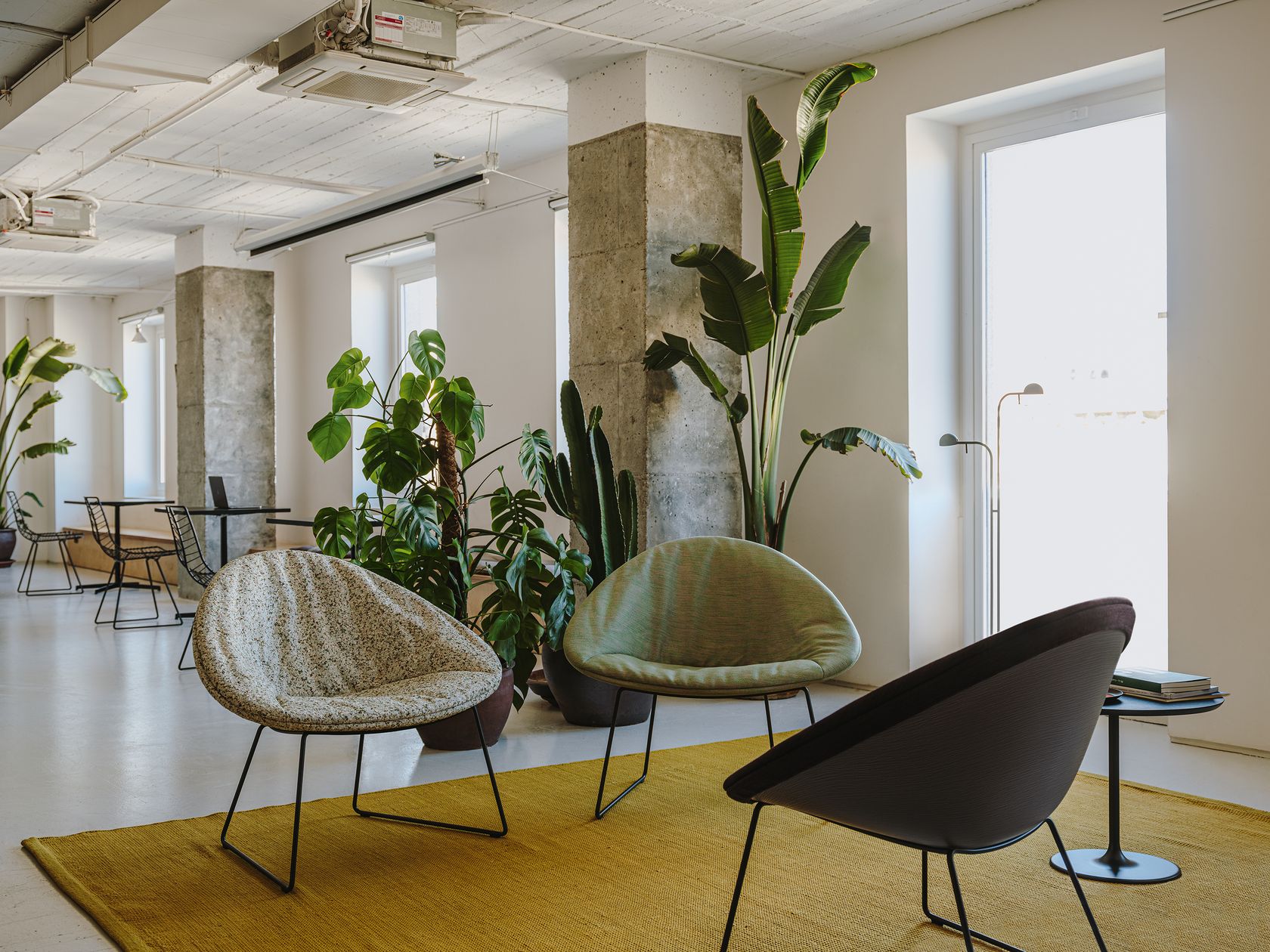 ADELL Sled base polypropylene easy chair By Arper | design Lievore ...