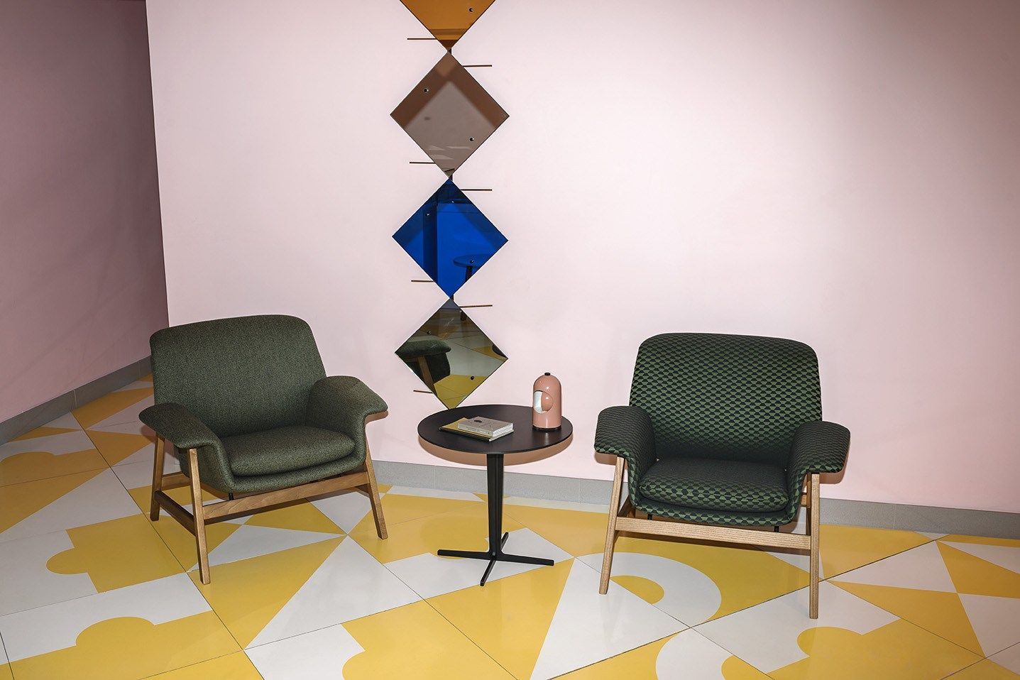 AGNESE | Armchair By Tacchini design Gianfranco Frattini