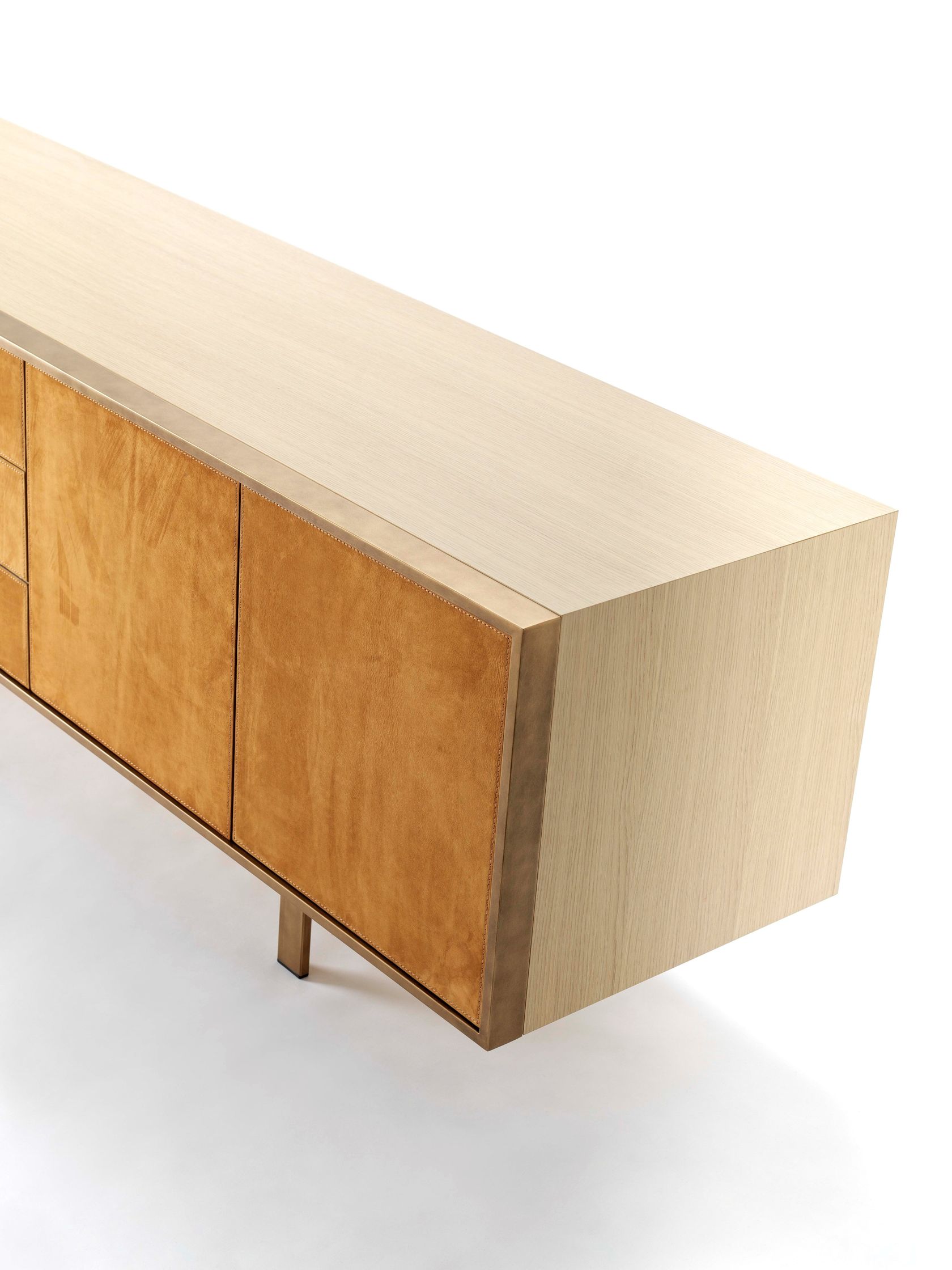 ALIANTE Tanned leather sideboard with doors By Fasem | design Giancarlo ...