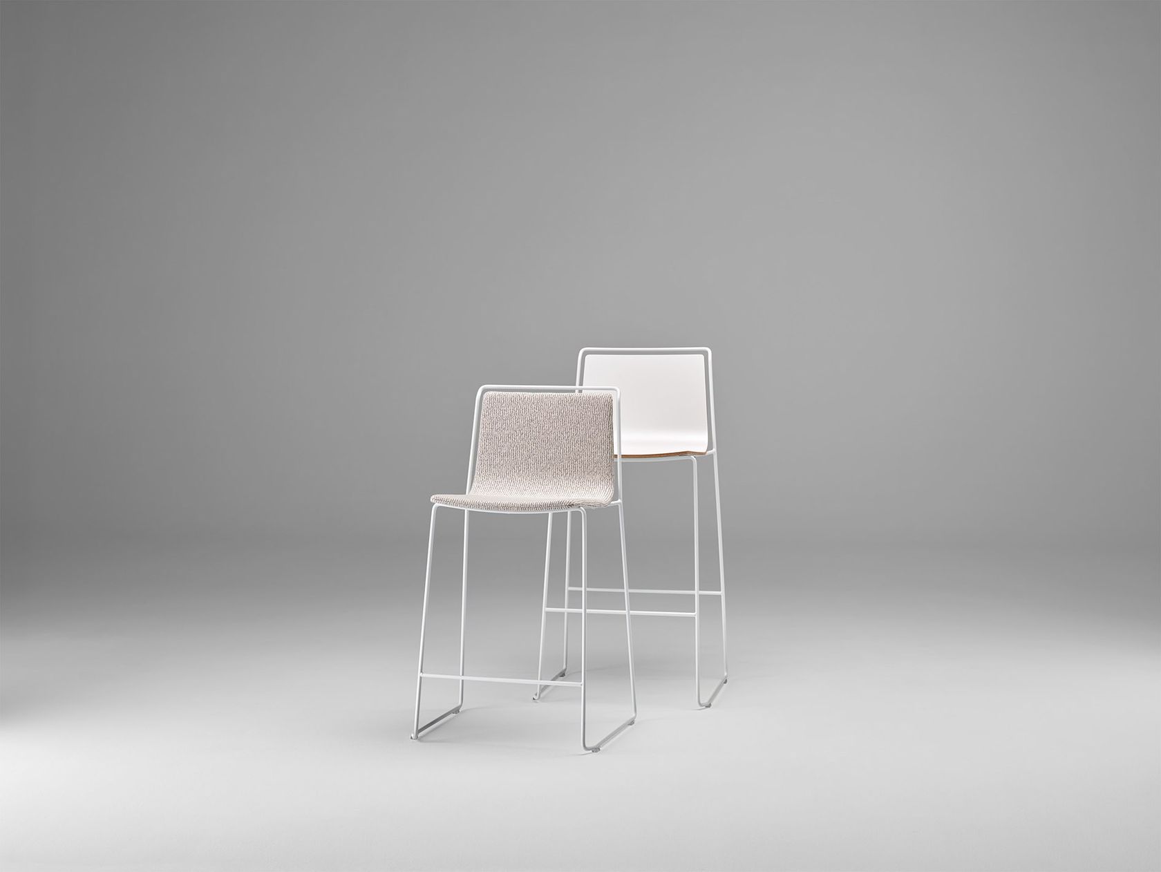 High steel stool with seat covered in leather ALO 75 By ONDARRETA ...