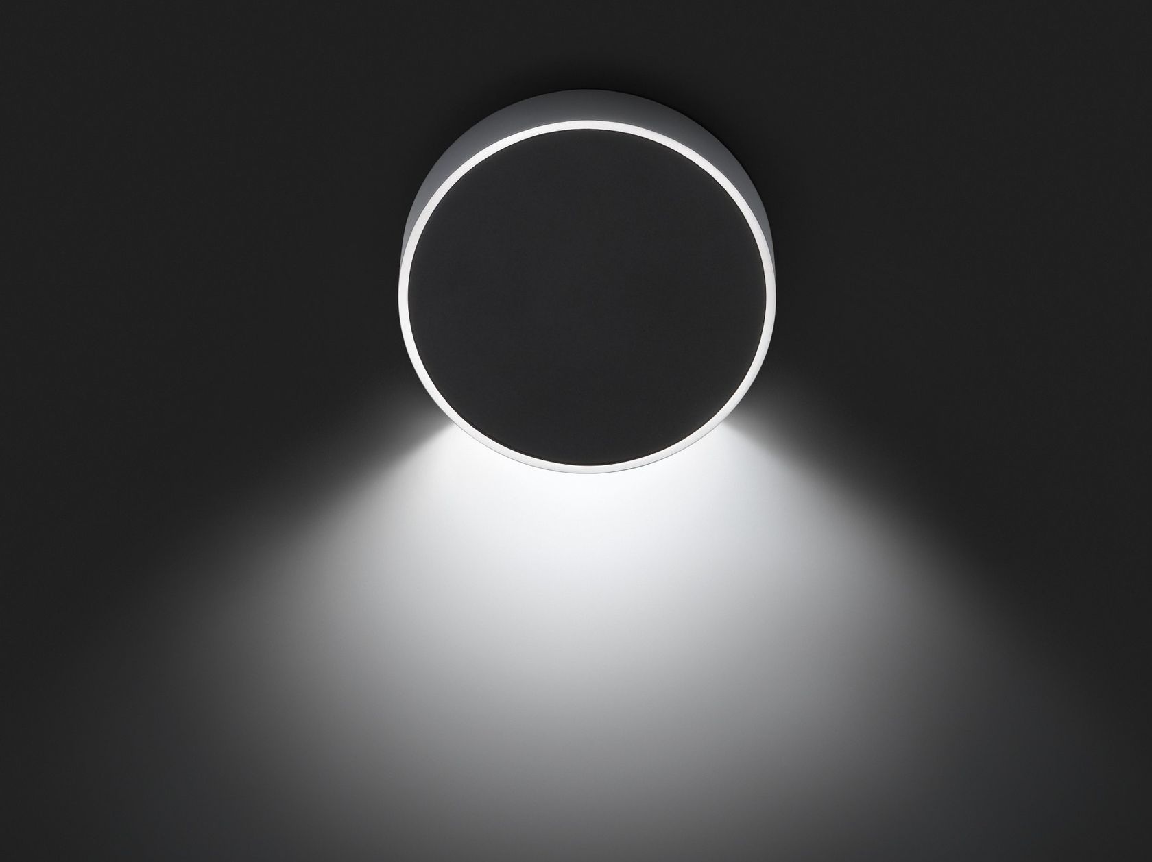 ALPHA 7920 wall lamp By Vibia