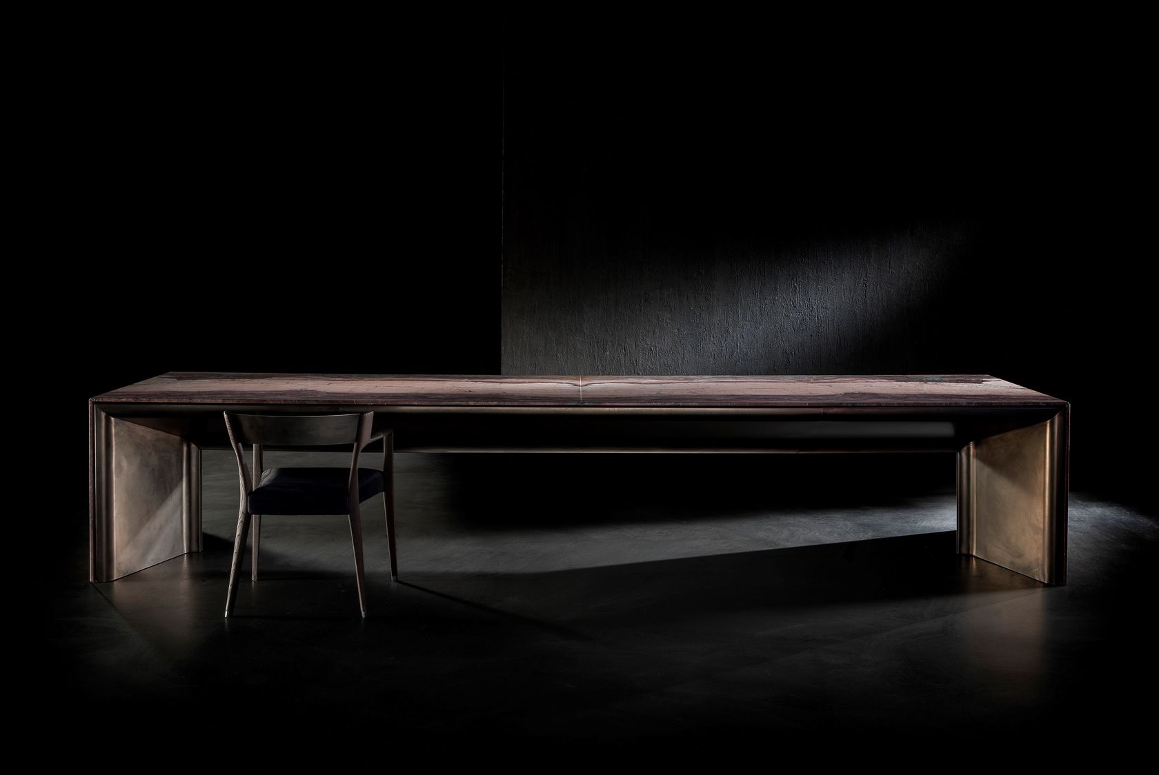 ALTER EGO table By Henge design Massimo Castagna