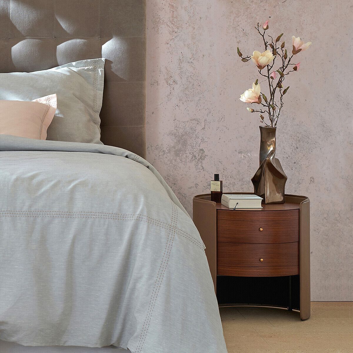 FIRMO Bedside table By AMPM
