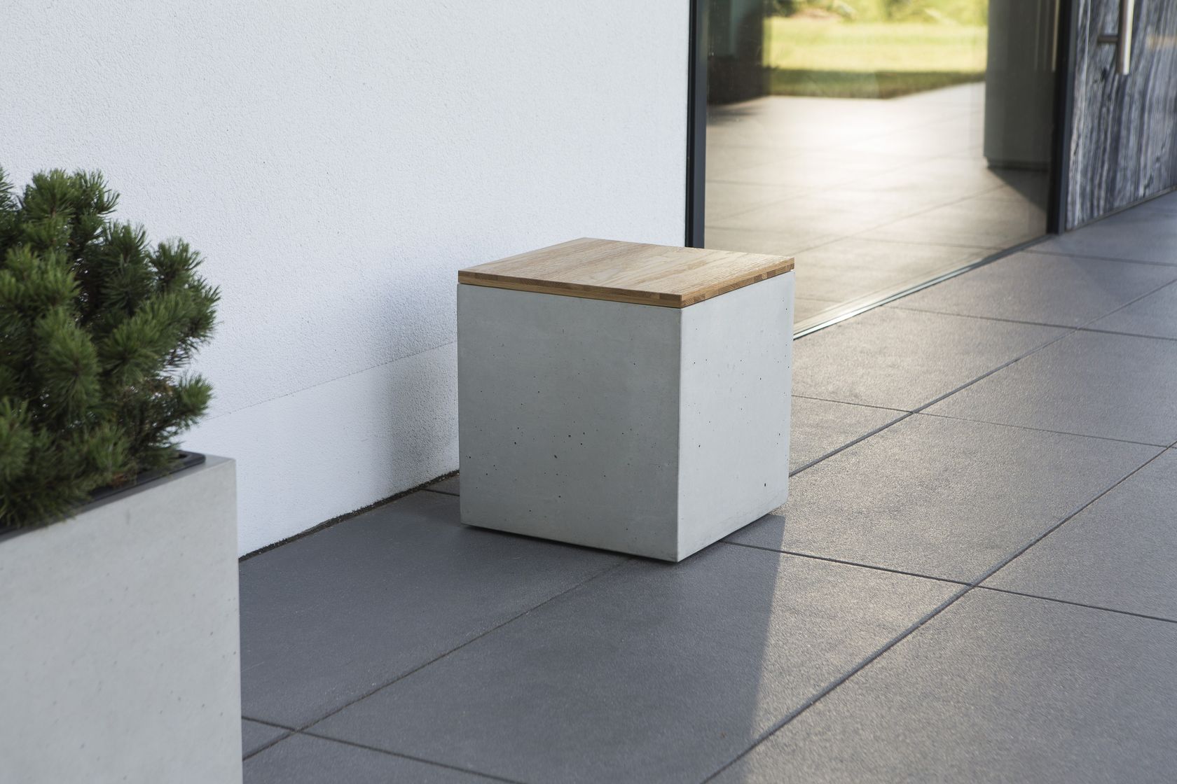 Concrete laundry container / storage box ANGULUS DEPONO By CO33