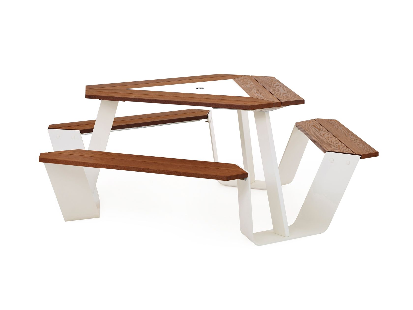 ANKER | Powder coated steel picnic table By Extremis