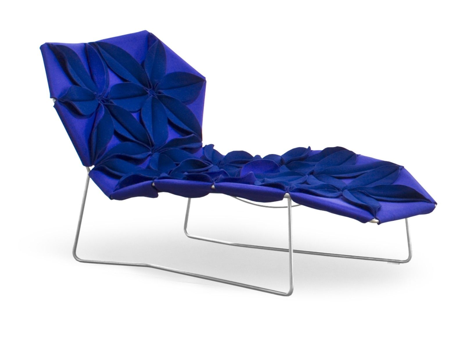 ANTIBODI Fabric chaise longue By Moroso | design Patricia Urquiola