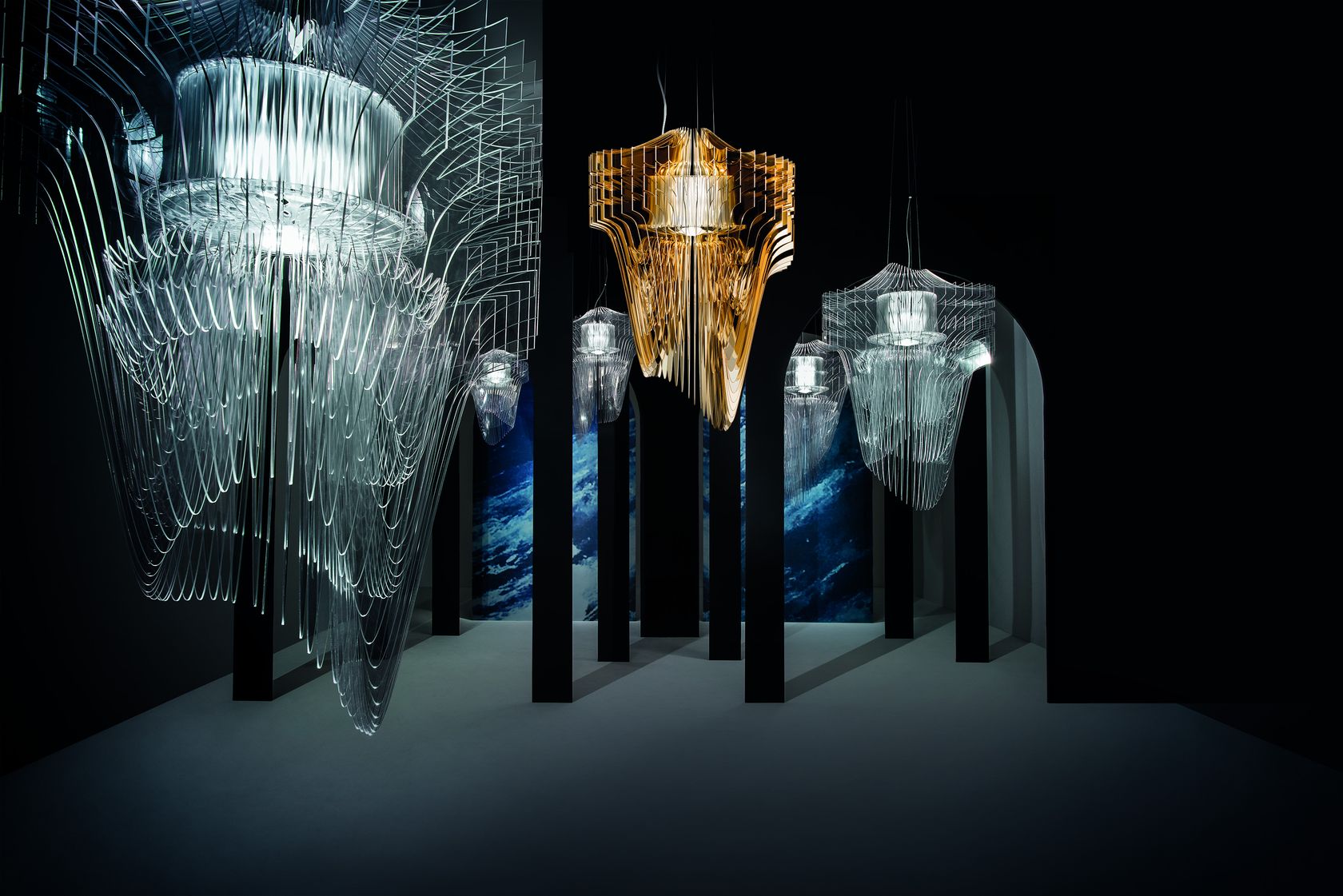 ARIA GOLD pendant lamp By Slamp design Zaha Hadid Design