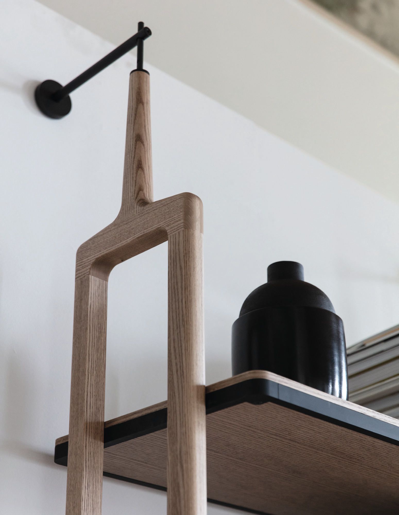 ARIA | Wall-mounted bookcase By Porada design David Dolcini