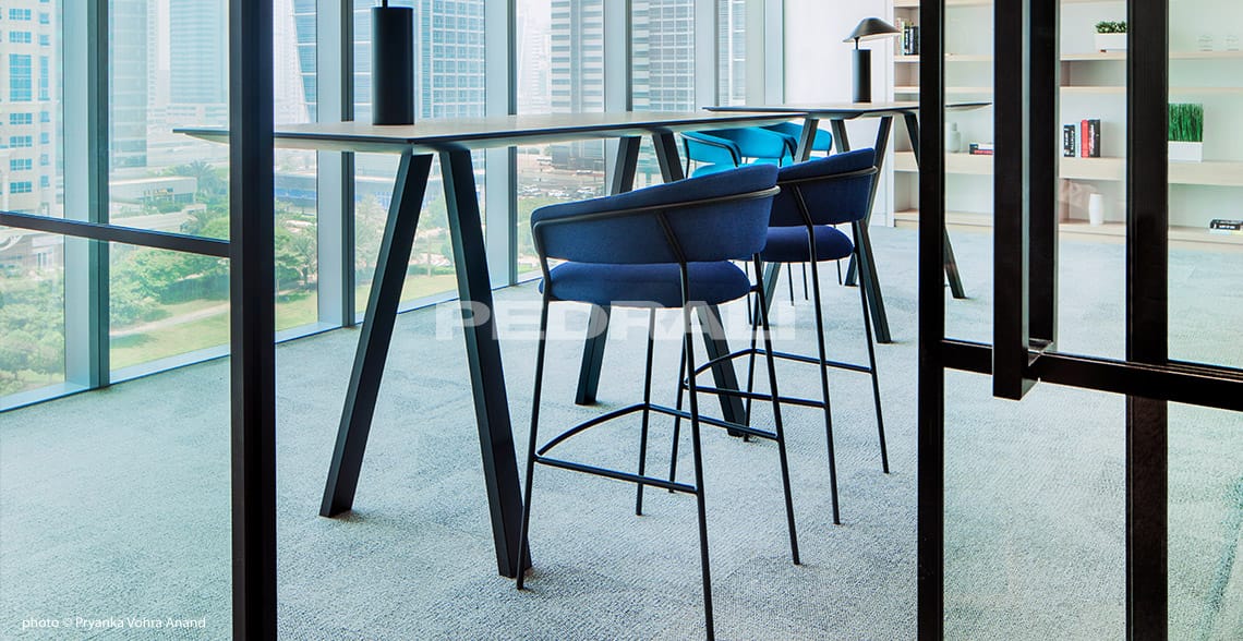 ARKI-TABLE ARK107 High table By Pedrali