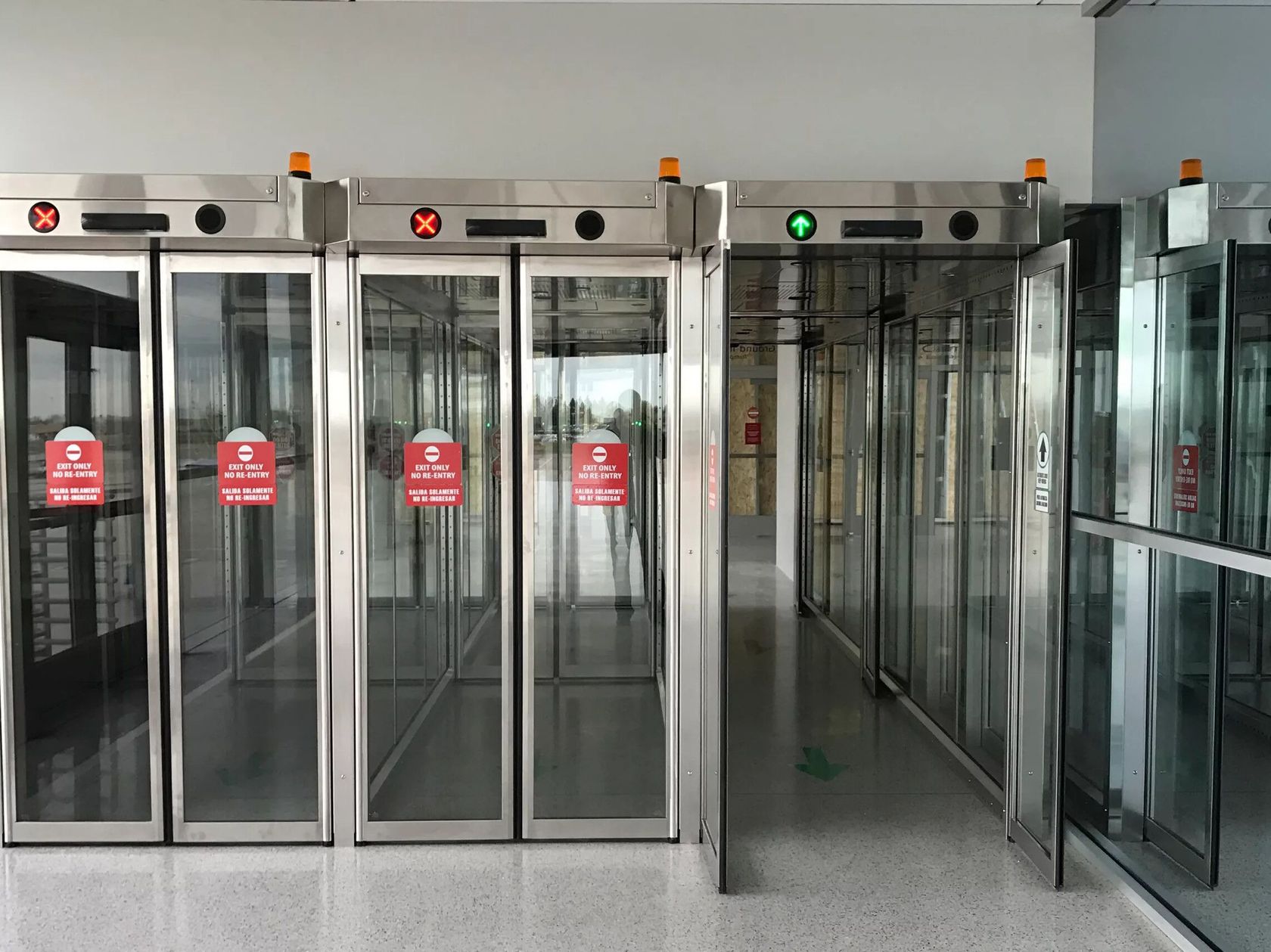ASSA ABLOY Entrance Systems: Automatic entry doors | Archiproducts