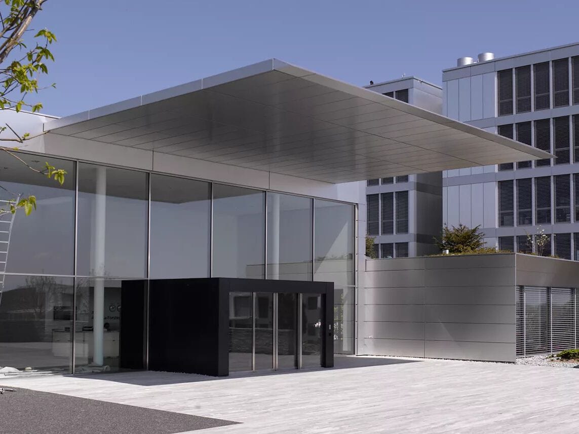 ASSA ABLOY SL600 Automatic entry door By ASSA ABLOY Entrance Systems