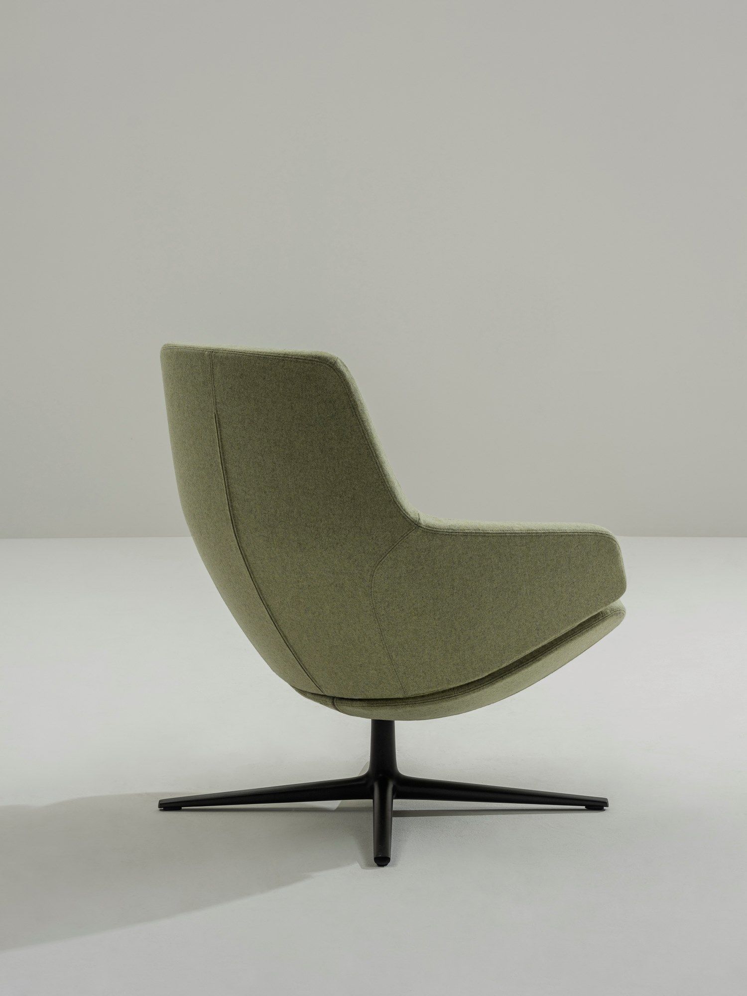 ASTON CLUB Fabric armchair with 4-spoke base with armrests By Arper ...