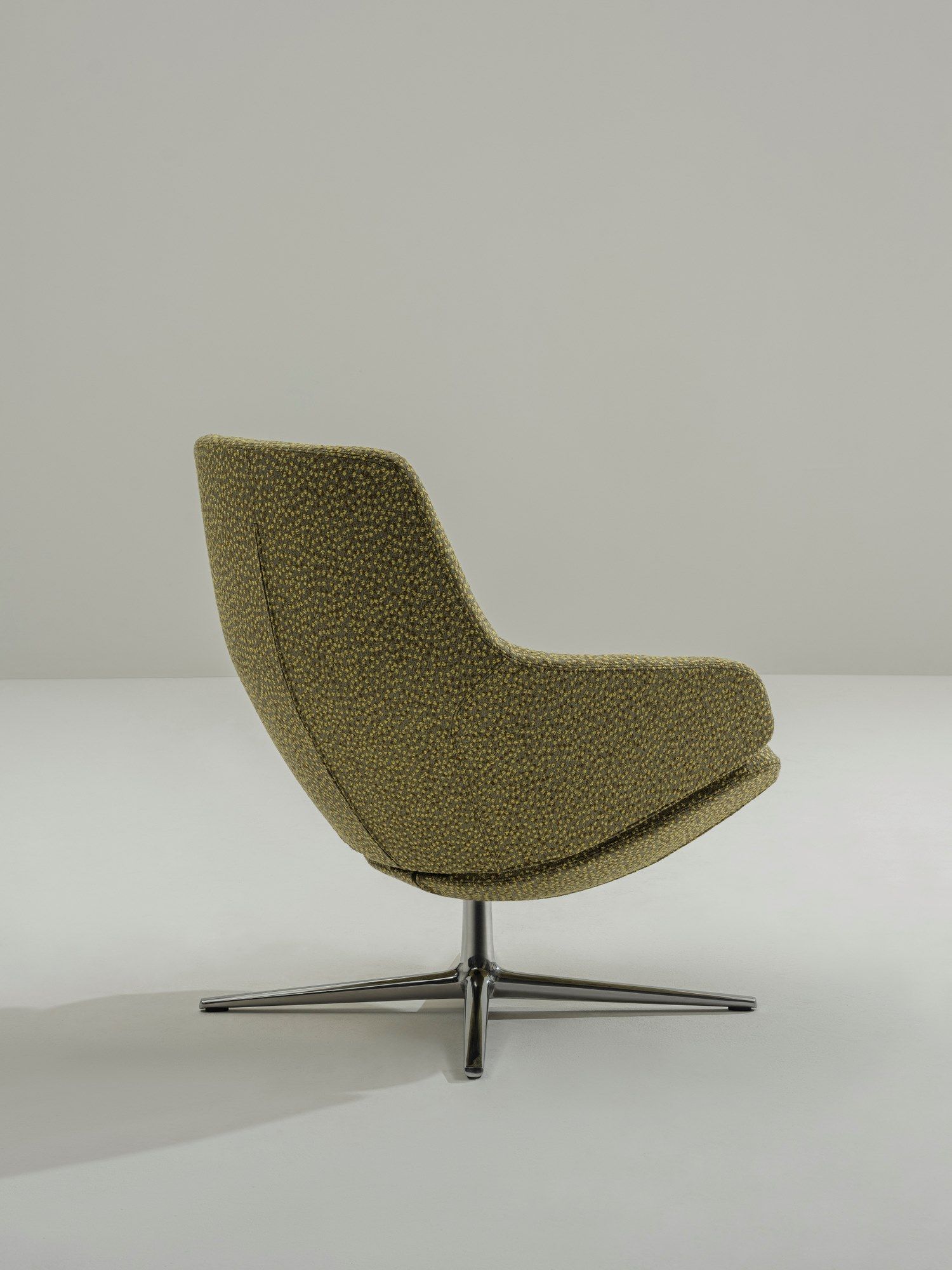 ASTON CLUB Fabric armchair with 4-spoke base with armrests By Arper ...