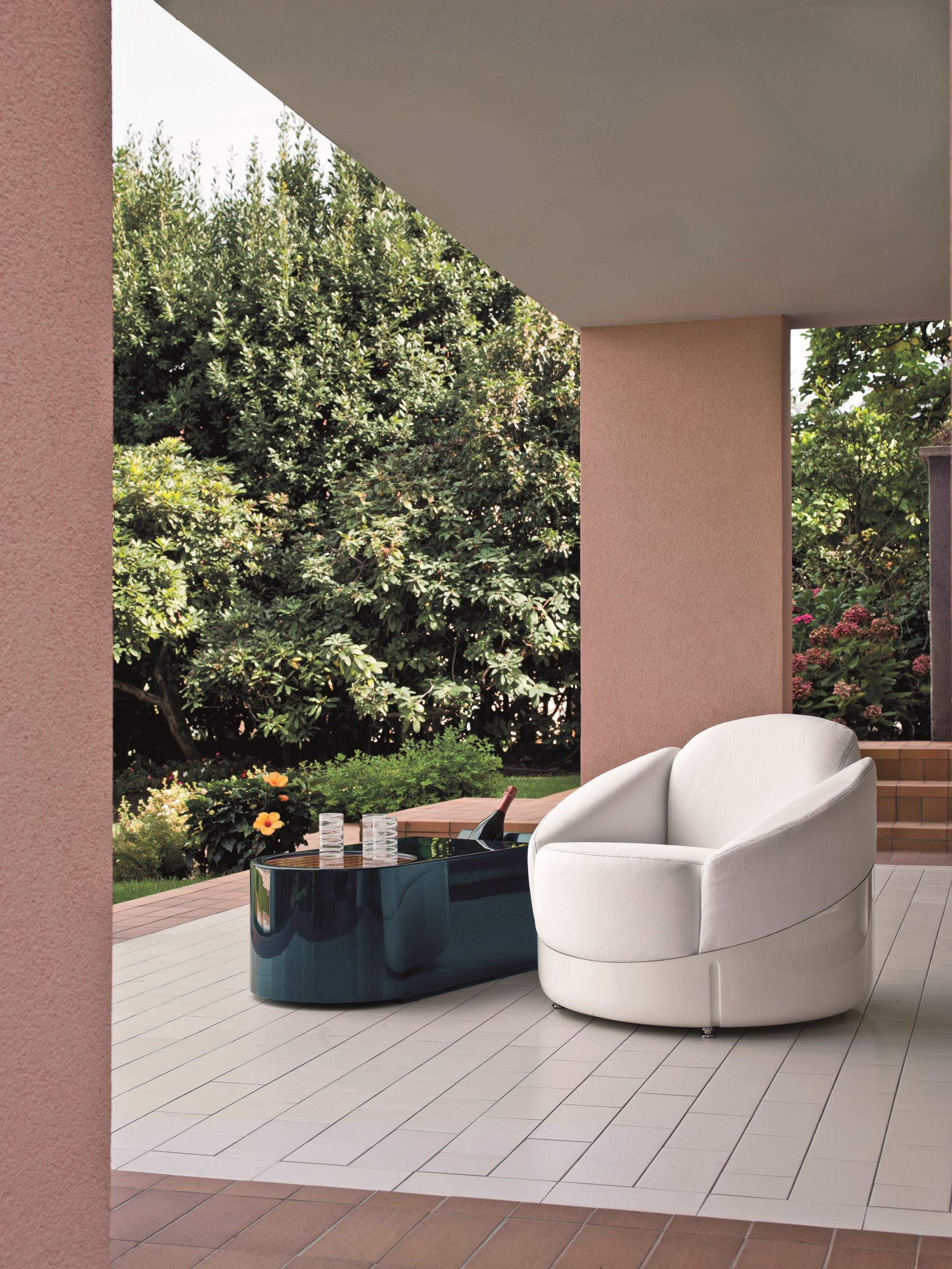 Dacron® armchair with removable cover ASTREA By Longhi design Joe Colombo