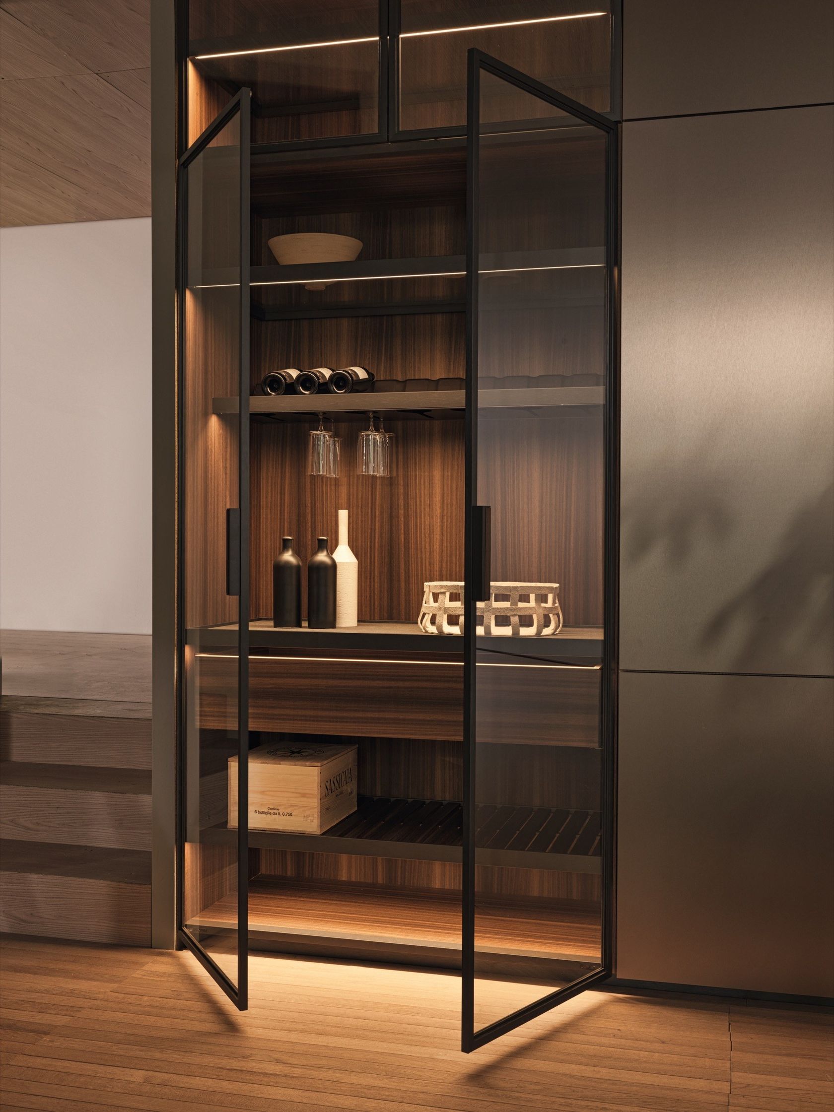 ATELIER COLUMN Wardrobe By Molteni & C. | design Vincent Van Duysen